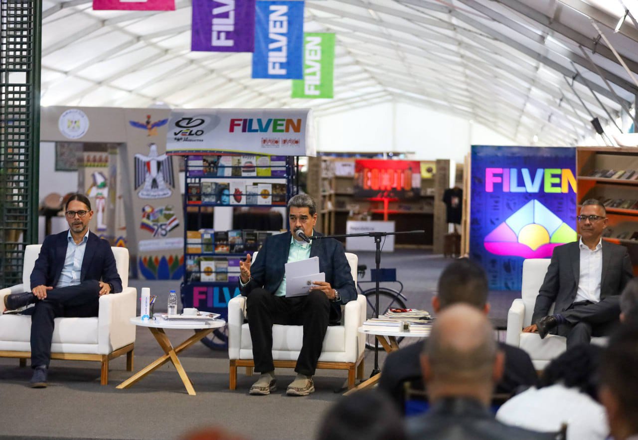 Con un llamado a impulsar la revolución del libro se inauguró la Filven ...
